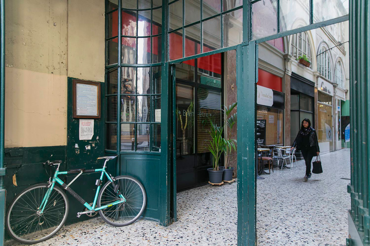 7 secret passages hidden in Paris - Historic covered shopping arcades