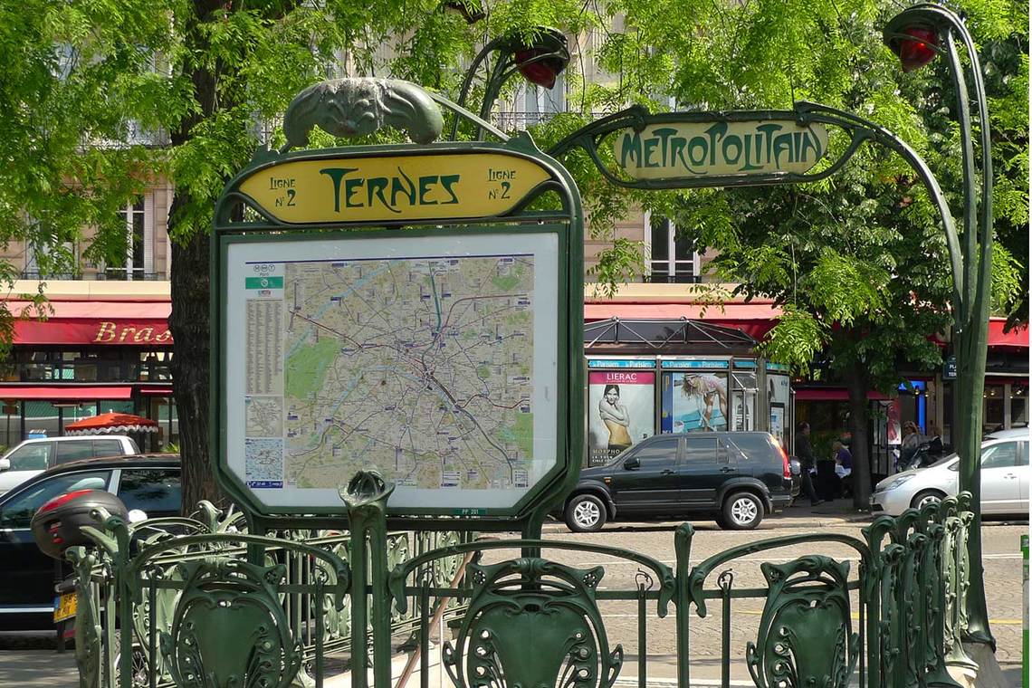 Furnished Apartment for rent square du Roule, Paris | Ref 18825