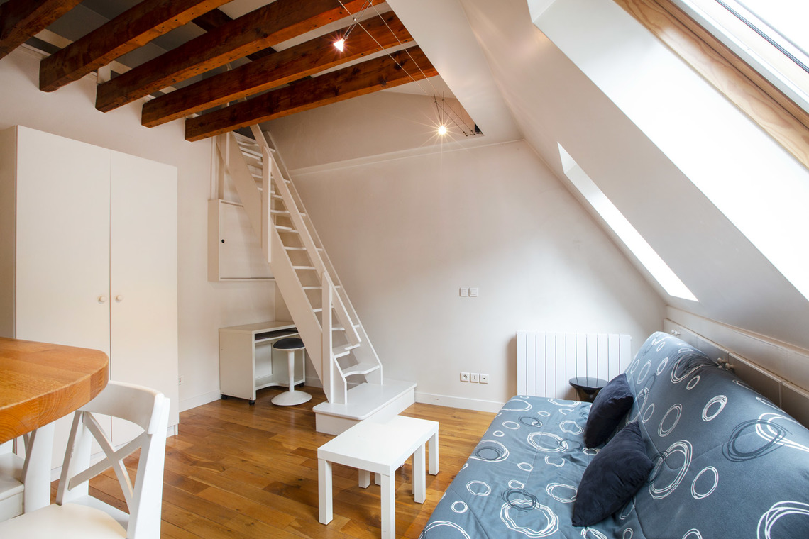 Furnished Apartment for rent square du Roule, Paris | Ref 18825