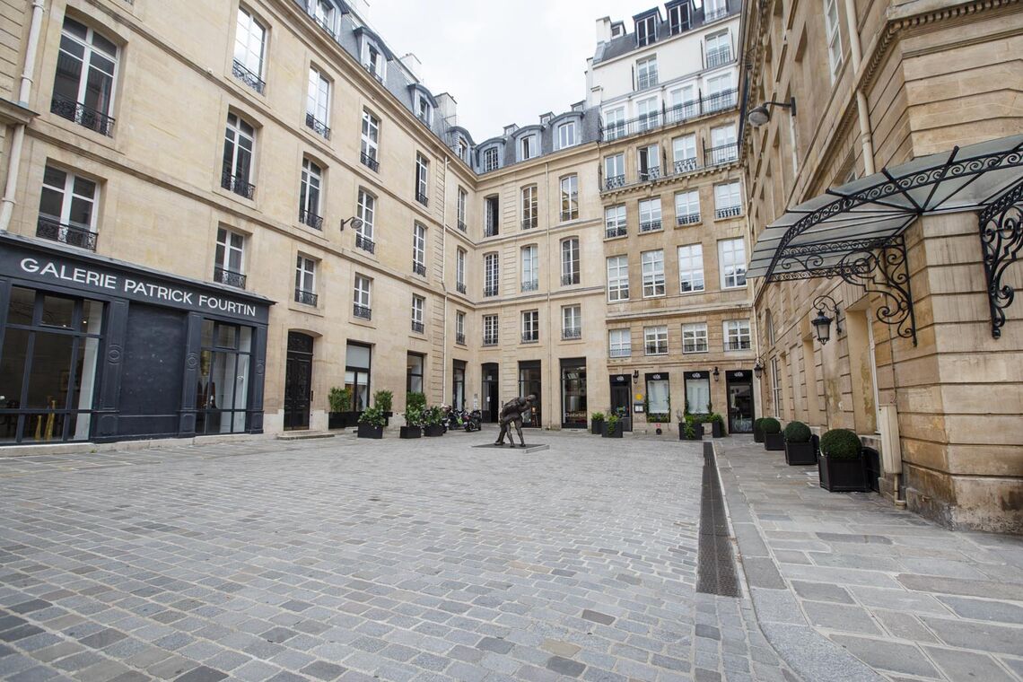 Location appartement meublé de 32 m2 Place de Valois à Paris