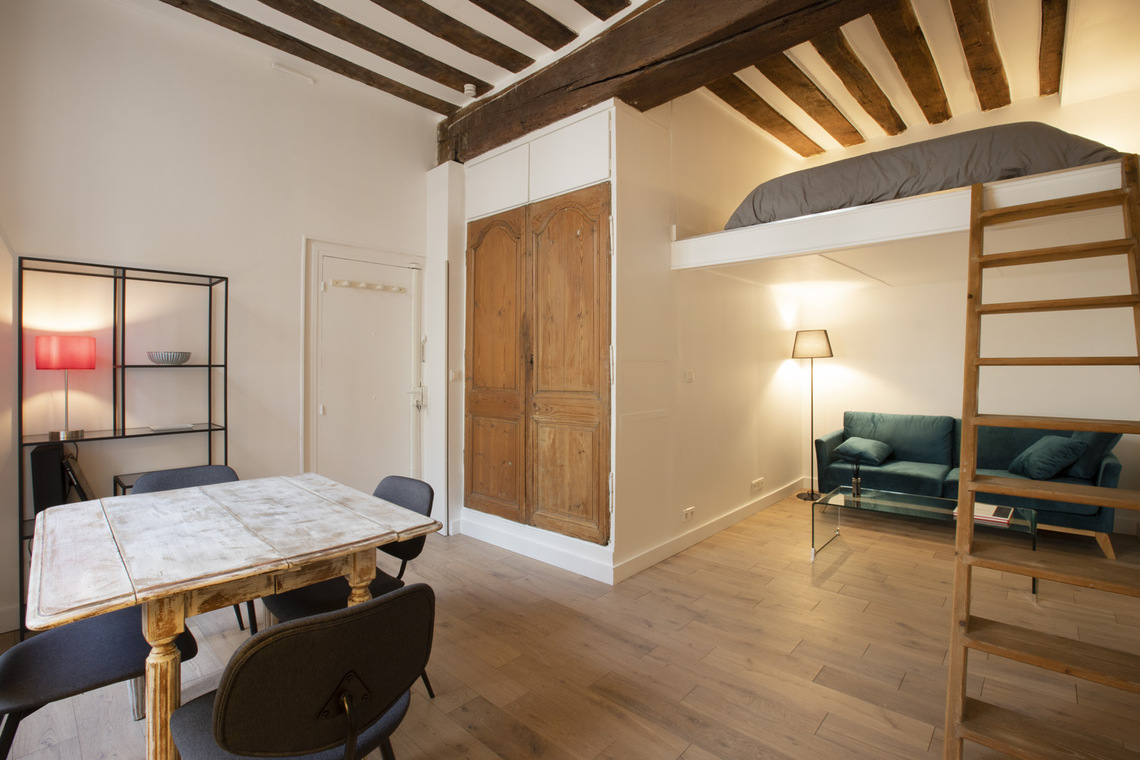 Location studio meublé de 28 m2 rue Réaumur à Paris