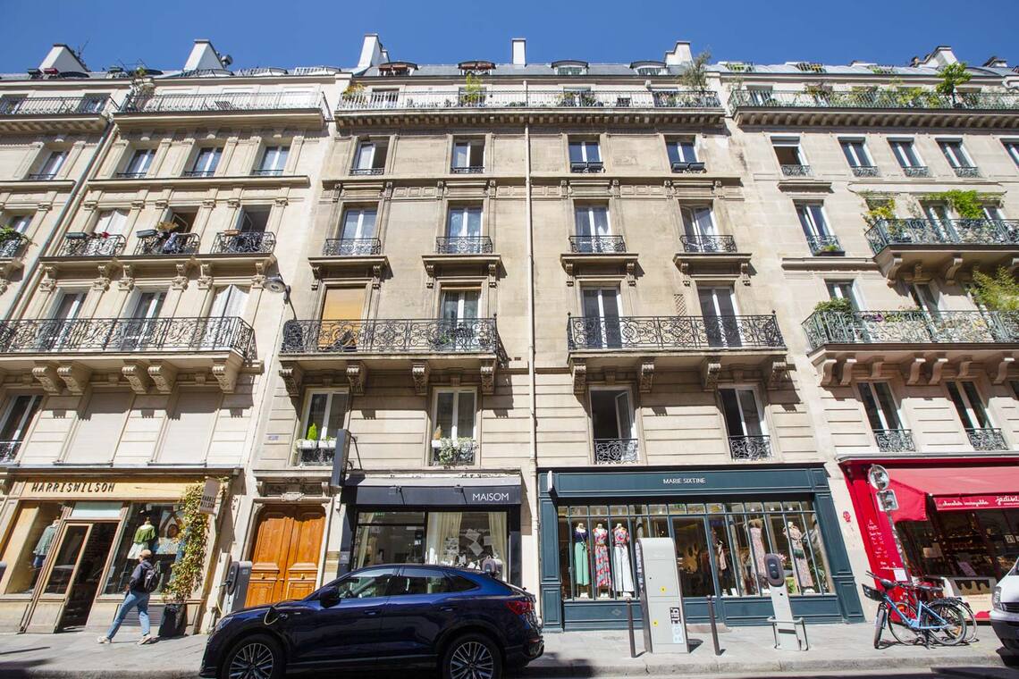 Location appartement meublé de 82 m2 Rue Beaurepaire à Paris